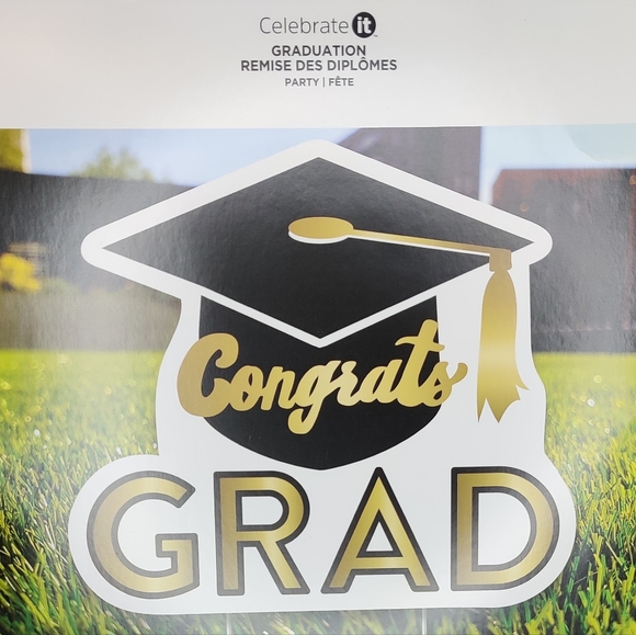 Amazon | Party Supplies | Congrats Grad Foam Yard Stake Sign Party ...